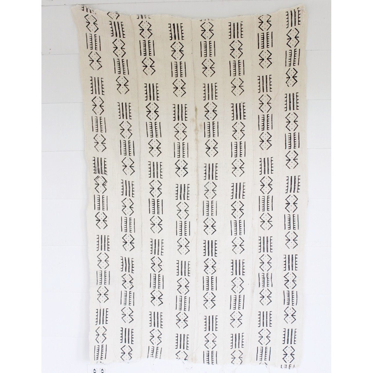 Authentic-White-Mudcloth-Canary-Lane-Vintage-Persian-Rugs-60657-60614 ...